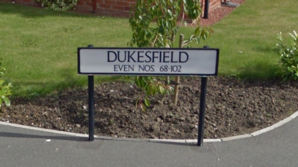 Aluminium Street Sign - Post Mounted (Angle Frame, Box Section Posts ...